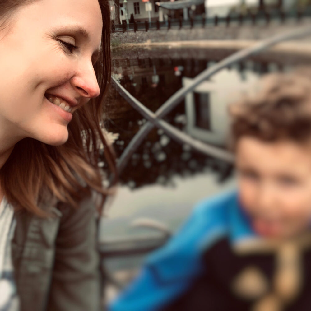 Dein Kind weint: Diese Sätze trösten wirklich - A Peaceful Mom