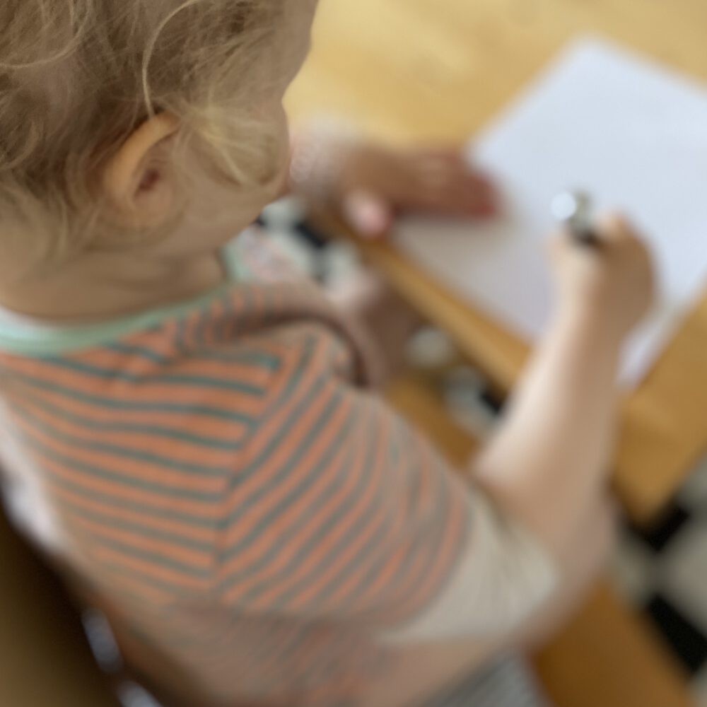 Dein Kind weint: Diese Sätze trösten wirklich - A Peaceful Mom